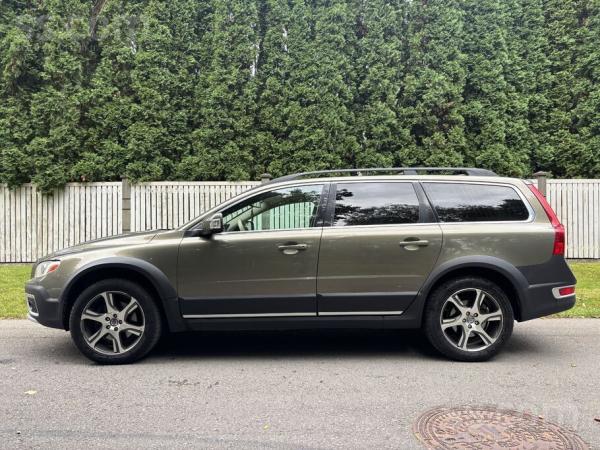 Zaļš Volvo XC70 2012 Rīga, ar dzinēja tilpumu 2.00 L un nobraukumu 346 tūkst. km par 6490 €, foto 7 vietnē AUTOMOTO.COM.LV