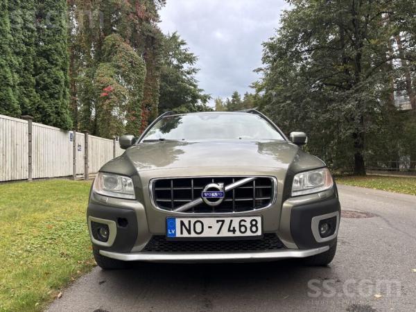 Zaļš Volvo XC70 2012 Rīga, ar dzinēja tilpumu 2.00 L un nobraukumu 346 tūkst. km par 6490 €, foto 9 vietnē AUTOMOTO.COM.LV