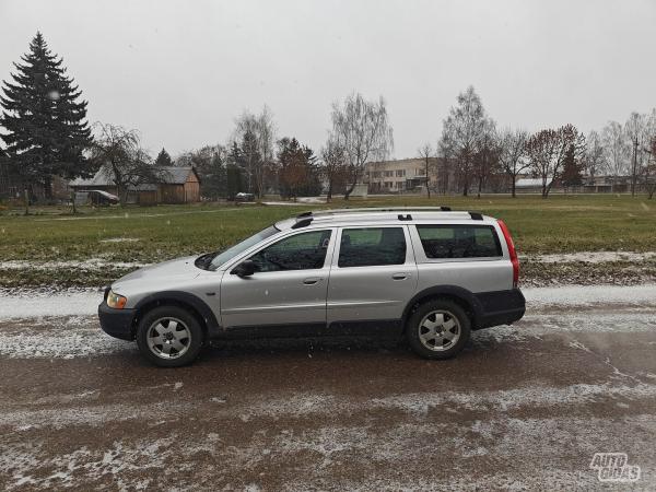 Grey Volvo XC70 2006 in Jonava, with an engine capacity of 2.50 L and mileage of 384 thousand km for 999 €, photo 5 on AUTOMOTO.COM.LV
