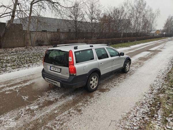 Grey Volvo XC70 2006 in Jonava, with an engine capacity of 2.50 L and mileage of 384 thousand km for 999 €, photo 8 on AUTOMOTO.COM.LV