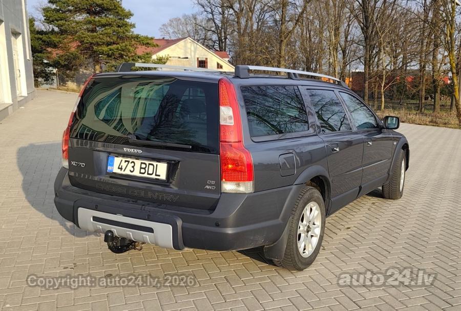 Pelēks Volvo XC70 2006 Tartu, ar dzinēja tilpumu 2.40 L un nobraukumu 264 tūkst. km par 4200 €, foto 8 vietnē AUTOMOTO.COM.LV