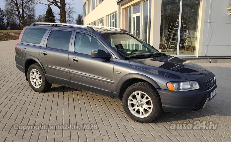 Pelēks Volvo XC70 2006 Tartu, ar dzinēja tilpumu 2.40 L un nobraukumu 264 tūkst. km par 4200 €, foto 10 vietnē AUTOMOTO.COM.LV