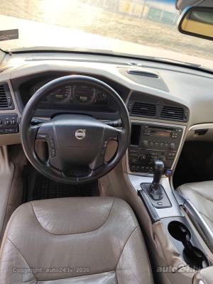 Pelēks Volvo XC70 2006 Tartu, ar dzinēja tilpumu 2.40 L un nobraukumu 264 tūkst. km par 4200 €, foto 14 vietnē AUTOMOTO.COM.LV