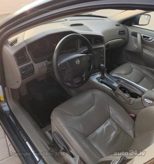 Pelēks Volvo XC70 2006 Tartu, ar dzinēja tilpumu 2.40 L un nobraukumu 264 tūkst. km par 4200 €, foto 19 vietnē AUTOMOTO.COM.LV