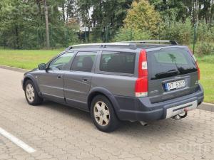 Grey Volvo XC70 2006 in Riga, with an engine capacity of 2.40 L and mileage of 344 thousand km for 2850 €, photo 3 on AUTOMOTO.COM.LV