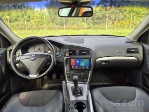 Pelēks Volvo XC70 2007 Rīga, ar dzinēja tilpumu 2.40 L un nobraukumu 272 tūkst. km par 4350 €, foto 6 vietnē AUTOMOTO.COM.LV