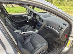 Pelēks Volvo XC70 2007 Rīga, ar dzinēja tilpumu 2.40 L un nobraukumu 272 tūkst. km par 4350 €, foto 10 vietnē AUTOMOTO.COM.LV