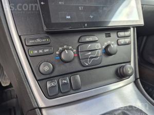 Pelēks Volvo XC70 2007 Rīga, ar dzinēja tilpumu 2.40 L un nobraukumu 272 tūkst. km par 4350 €, foto 11 vietnē AUTOMOTO.COM.LV