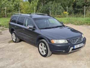 Grey Volvo XC70 2007 in Riga, with an engine capacity of 2.40 L and mileage of 353 thousand km for 3750 €, photo 3 on AUTOMOTO.COM.LV