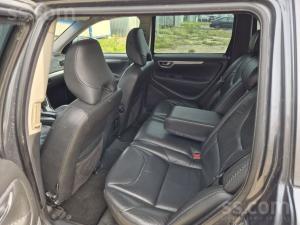 Grey Volvo XC70 2007 in Riga, with an engine capacity of 2.40 L and mileage of 353 thousand km for 3750 €, photo 8 on AUTOMOTO.COM.LV