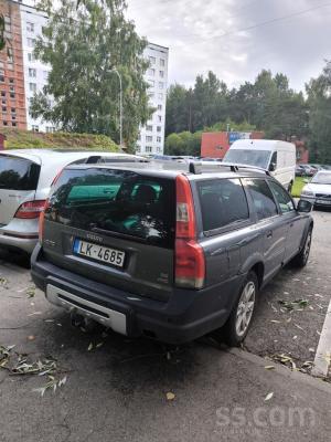 Grey Volvo XC70 2007 in Riga, with an engine capacity of 2.40 L and mileage of 506 thousand km for 3500 €, photo 5 on AUTOMOTO.COM.LV