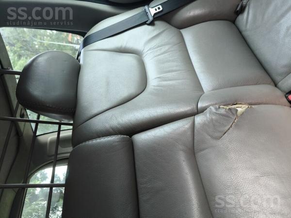 Pelēks Volvo XC70 2007 Rīga, ar dzinēja tilpumu 2.40 L un nobraukumu 506 tūkst. km par 3500 €, foto 10 vietnē AUTOMOTO.COM.LV