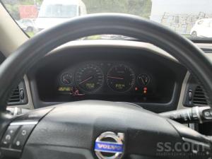 Grey Volvo XC70 2007 in Riga, with an engine capacity of 2.40 L and mileage of 506 thousand km for 3500 €, photo 19 on AUTOMOTO.COM.LV