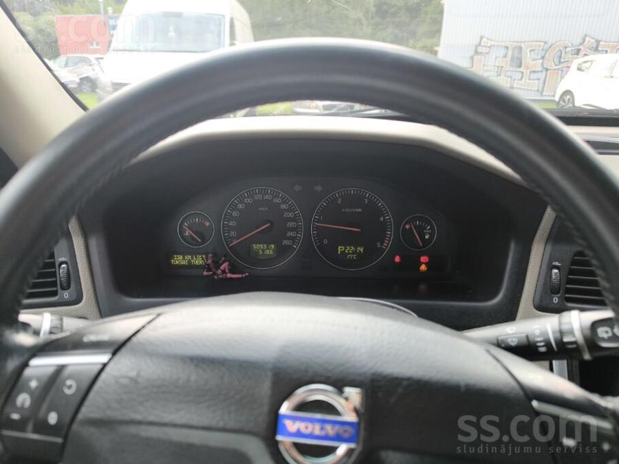 Grey Volvo XC70 2007 in Riga, with an engine capacity of 2.40 L and mileage of 506 thousand km for 3500 €, photo 19 on AUTOMOTO.COM.LV