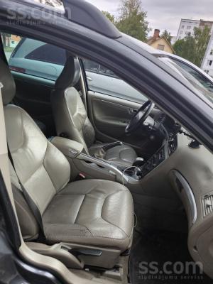 Pelēks Volvo XC70 2007 Rīga, ar dzinēja tilpumu 2.40 L un nobraukumu 506 tūkst. km par 2500 €, foto 12 vietnē AUTOMOTO.COM.LV