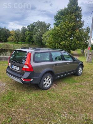 Pelēks Volvo XC70 2008 Jēkabpils, ar dzinēja tilpumu 2.40 L un nobraukumu 327 tūkst. km par 5800 €, foto 5 vietnē AUTOMOTO.COM.LV