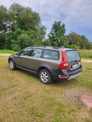Pelēks Volvo XC70 2008 Jēkabpils, ar dzinēja tilpumu 2.40 L un nobraukumu 327 tūkst. km par 5800 €, foto 7 vietnē AUTOMOTO.COM.LV