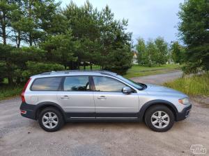 Grey Volvo XC70 2009 in Elektrenai, with an engine capacity of 2.40 L and mileage of 308 thousand km for 5600 €, photo 6 on AUTOMOTO.COM.LV