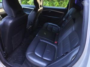 Grey Volvo XC70 2009 in Elektrenai, with an engine capacity of 2.40 L and mileage of 308 thousand km for 5600 €, photo 14 on AUTOMOTO.COM.LV