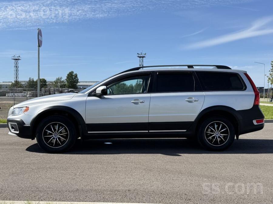 Pelēks Volvo XC70 2009 Liepāja, ar dzinēja tilpumu 2.40 L un nobraukumu 345 tūkst. km par 6600 €, foto 7 vietnē AUTOMOTO.COM.LV