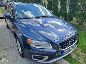 Grey Volvo XC70 2009 in Kazlu Ruda, with an engine capacity of 3.20 L and mileage of 266 thousand km for 5200 €, photo  on AUTOMOTO.COM.LV