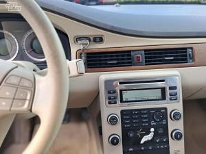 Grey Volvo XC70 2009 in Kazlu Ruda, with an engine capacity of 3.20 L and mileage of 266 thousand km for 5200 €, photo 18 on AUTOMOTO.COM.LV