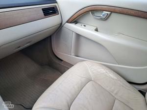 Grey Volvo XC70 2009 in Kazlu Ruda, with an engine capacity of 3.20 L and mileage of 266 thousand km for 5200 €, photo 20 on AUTOMOTO.COM.LV