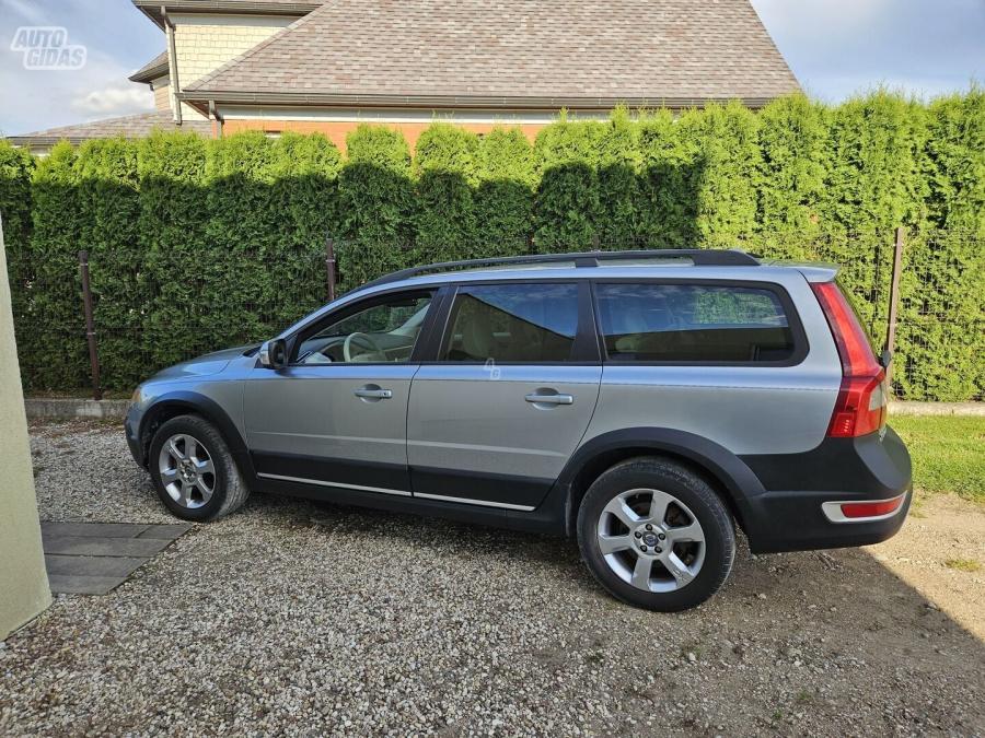 Grey Volvo XC70 2009 in Kaunas, with an engine capacity of 3.20 L and mileage of 130 thousand km for 5250 €, photo 4 on AUTOMOTO.COM.LV
