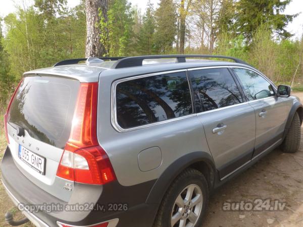 Pelēks Volvo XC70 2010 Tartu, ar dzinēja tilpumu 3.20 L un nobraukumu 115 tūkst. km par 7900 €, foto 5 vietnē AUTOMOTO.COM.LV