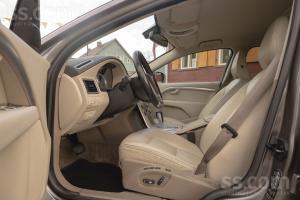 Pelēks Volvo XC70 2010 Jelgava, ar dzinēja tilpumu 2.40 L un nobraukumu 0 tūkst. km par 7990 €, foto 6 vietnē AUTOMOTO.COM.LV