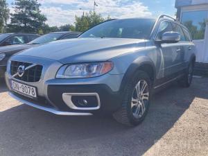 Pelēks Volvo XC70 2012 Rīga, ar dzinēja tilpumu 2.40 L un nobraukumu 370 tūkst. km par 8400 €, foto  vietnē AUTOMOTO.COM.LV