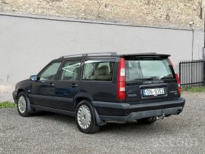 Grey Volvo XC70 1999 in Riga, with an engine capacity of 2.50 L and mileage of 305 thousand km for 2690 €, photo 7 on AUTOMOTO.COM.LV