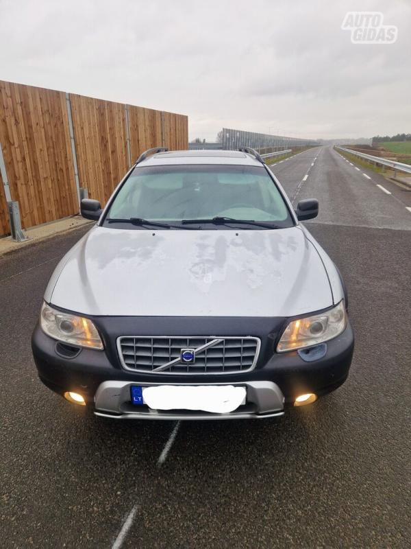Pelēks Volvo XC70 2001 Marijampole, ar dzinēja tilpumu 2.40 L un nobraukumu 245 tūkst. km par 950 €, foto 8 vietnē AUTOMOTO.COM.LV