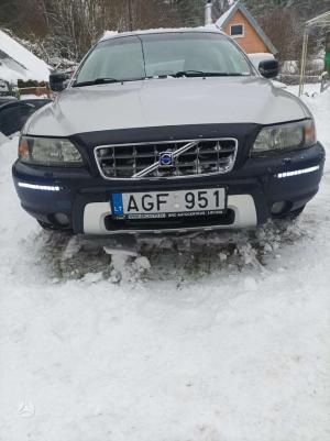 Pelēks Volvo XC70 2002 Viļņa, ar dzinēja tilpumu 2.40 L un nobraukumu 256 tūkst. km par 2600 €, foto 3 vietnē AUTOMOTO.COM.LV