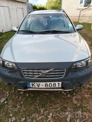 Серый Вольво ХС70 2002 в Елгава, объемом двигателя 2.40 л и пробегом 497 тыс. км за 2050 €, фото 1 на AUTOMOTO.COM.LV