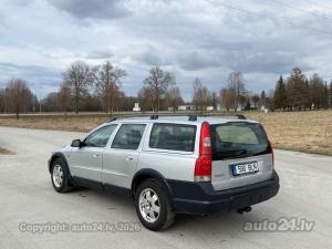 Pelēks Volvo XC70 2003 Paide, ar dzinēja tilpumu 2.40 L un nobraukumu 349 tūkst. km par 3999 €, foto 4 vietnē AUTOMOTO.COM.LV