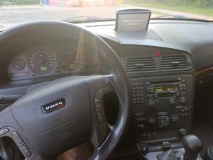 Grey Volvo XC70 2003 in Vilnius, with an engine capacity of 2.40 L and mileage of 405 thousand km for 1250 €, photo 11 on AUTOMOTO.COM.LV