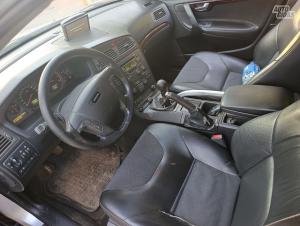 Grey Volvo XC70 2003 in Vilnius, with an engine capacity of 2.40 L and mileage of 405 thousand km for 1250 €, photo 13 on AUTOMOTO.COM.LV
