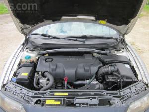 Grey Volvo XC70 2003 in Riga, with an engine capacity of 2.40 L and mileage of 0 thousand km for 1250 €, photo 10 on AUTOMOTO.COM.LV