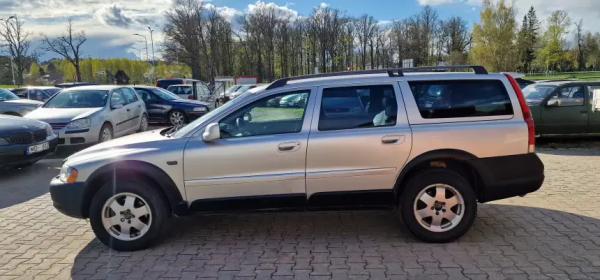 Pelēks Volvo XC70 2003 Valmiera, ar dzinēja tilpumu 2.50 L un nobraukumu 463 tūkst. km par 1650 €, foto 5 vietnē AUTOMOTO.COM.LV