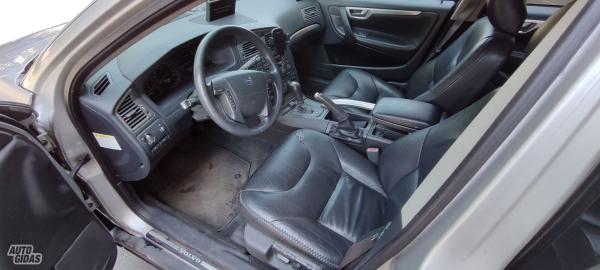 Pelēks Volvo XC70 2003 Viļņa, ar dzinēja tilpumu 2.50 L un nobraukumu 262 tūkst. km par 2600 €, foto 10 vietnē AUTOMOTO.COM.LV