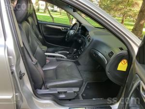 Pelēks Volvo XC70 2003 Jelgava, ar dzinēja tilpumu 2.40 L un nobraukumu 317 tūkst. km par 2450 €, foto 16 vietnē AUTOMOTO.COM.LV