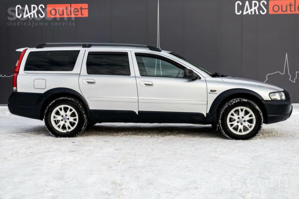 Pelēks Volvo XC70 2004 Rīga, ar dzinēja tilpumu 2.40 L un nobraukumu 420 tūkst. km par 3490 €, foto 3 vietnē AUTOMOTO.COM.LV
