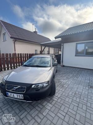 Grey Volvo XC70 2004 in Plunge, with an engine capacity of 2.40 L and mileage of 347 thousand km for 2500 €, photo  on AUTOMOTO.COM.LV