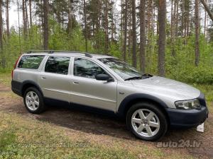Серый Вольво ХС70 2004 в Таллин, объемом двигателя 2.40 л и пробегом 240 тыс. км за 4999 €, фото 7 на AUTOMOTO.COM.LV
