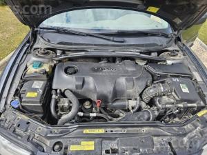 Pelēks Volvo XC70 2004 Ogre, ar dzinēja tilpumu 2.40 L un nobraukumu 354 tūkst. km par 1800 €, foto 19 vietnē AUTOMOTO.COM.LV