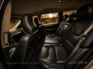 Pelēks Volvo XC70 2004 Tallina, ar dzinēja tilpumu 0.00 L un nobraukumu 240 tūkst. km par 5400 €, foto 10 vietnē AUTOMOTO.COM.LV