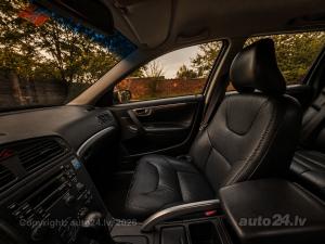 Pelēks Volvo XC70 2004 Tallina, ar dzinēja tilpumu 0.00 L un nobraukumu 240 tūkst. km par 5400 €, foto 12 vietnē AUTOMOTO.COM.LV