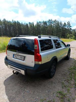 Pelēks Volvo XC70 2004 Viļņa, ar dzinēja tilpumu 2.40 L un nobraukumu 322 tūkst. km par 3400 €, foto 6 vietnē AUTOMOTO.COM.LV