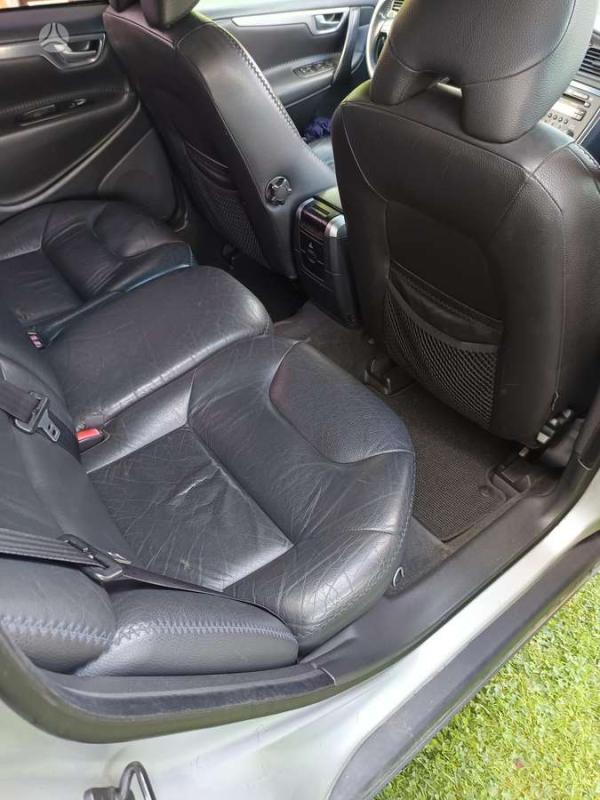 Pelēks Volvo XC70 2004 Viļņa, ar dzinēja tilpumu 2.40 L un nobraukumu 322 tūkst. km par 3400 €, foto 10 vietnē AUTOMOTO.COM.LV
